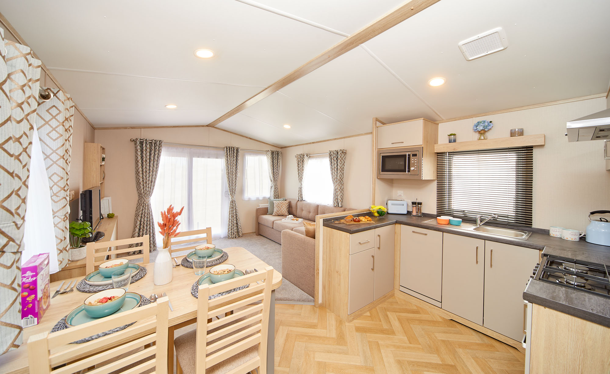 Carnaby Bayview - EBCS Leisure